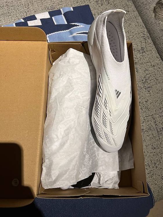 Predator Elite LL FG (Gebraucht) in Mägenwil für CHF 150 – nur Abholung ...