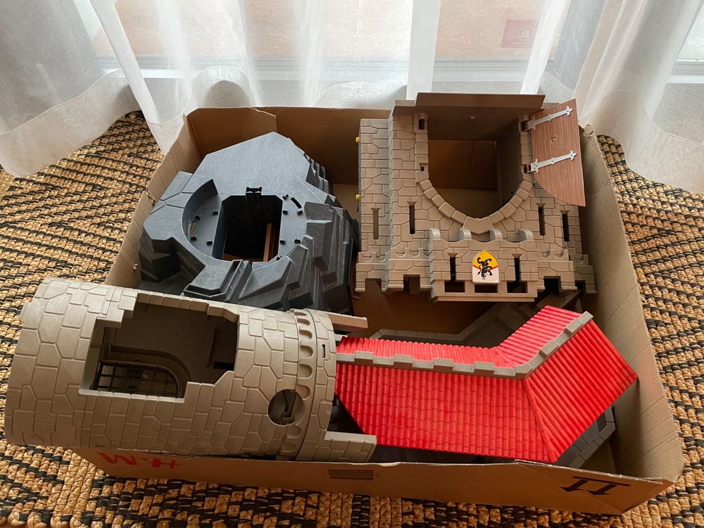 ZWEI!! PLAYMOBIL 4865 Grose Löwenritterburg & noch eine ande | Kaufen ...