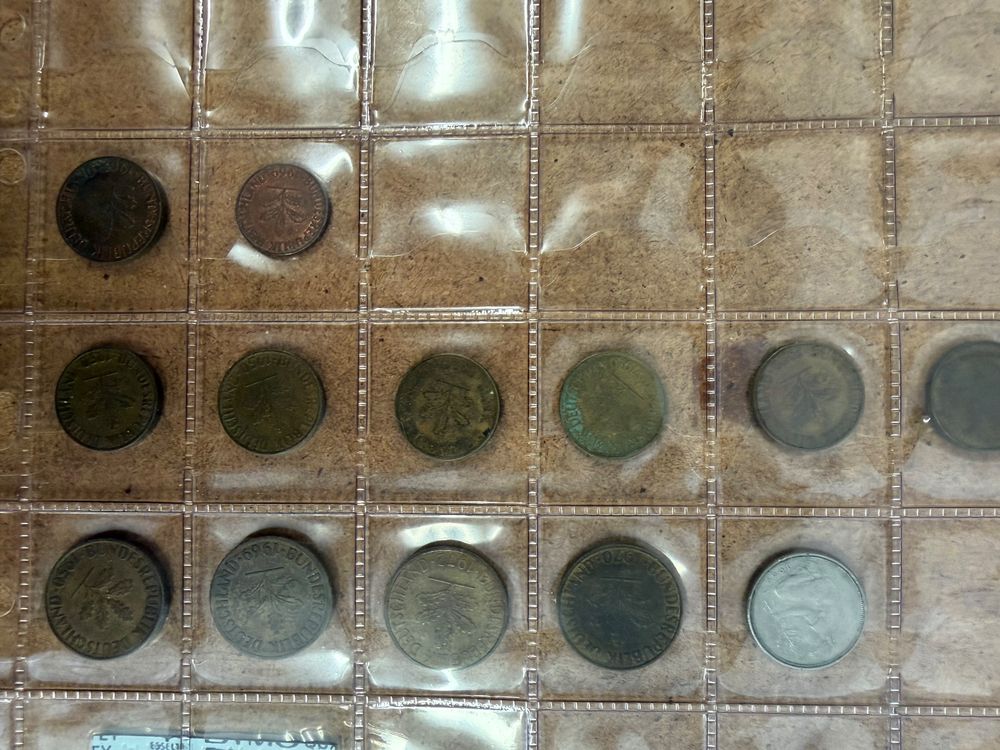 Collection de pièces de monnaie anciennes à saisir! (D'occasion) à ...