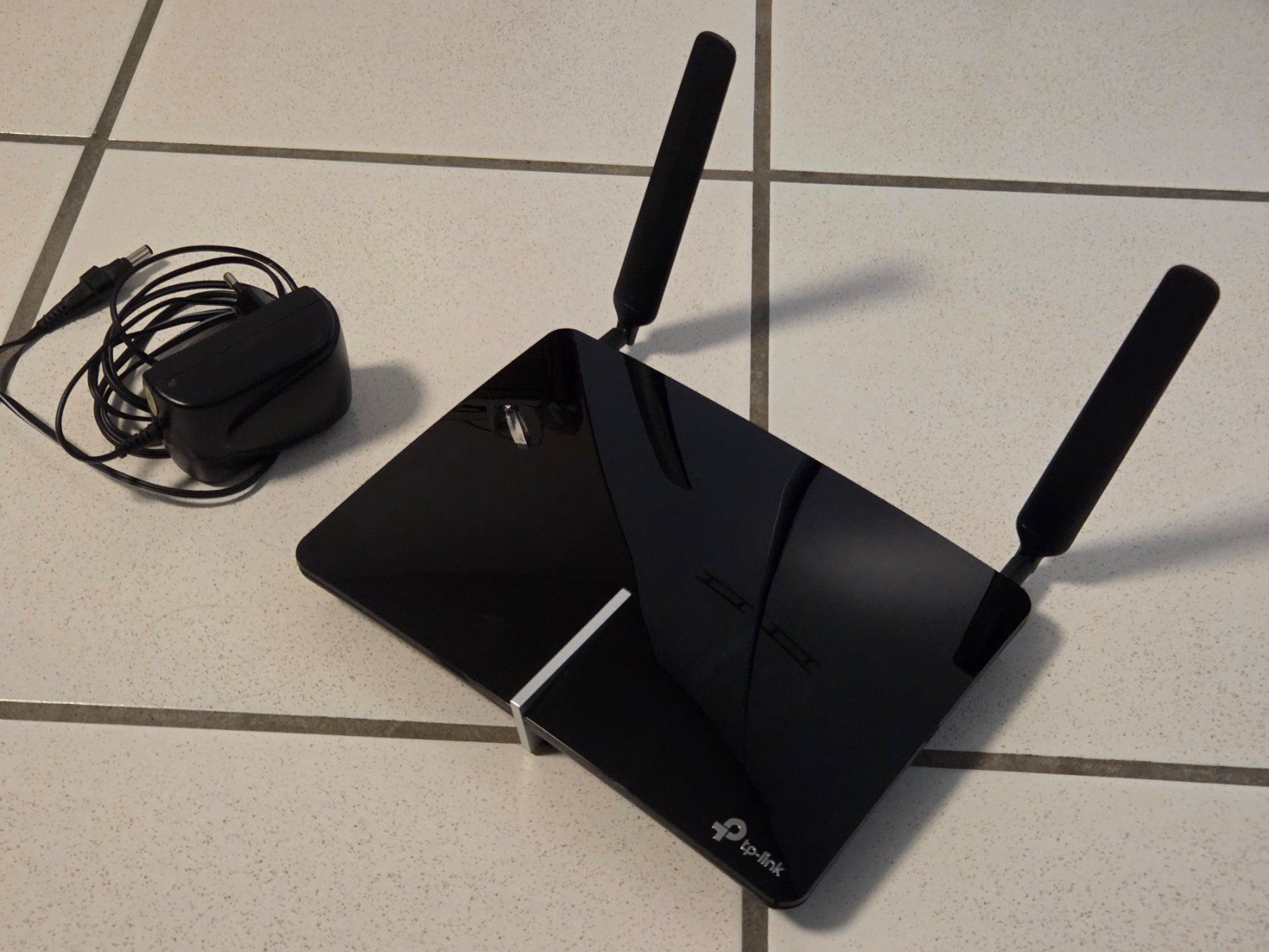 TP-Link Archer MR600 4G LTE WLAN WiFi Gigabit Router (SIM) (Gebraucht ...