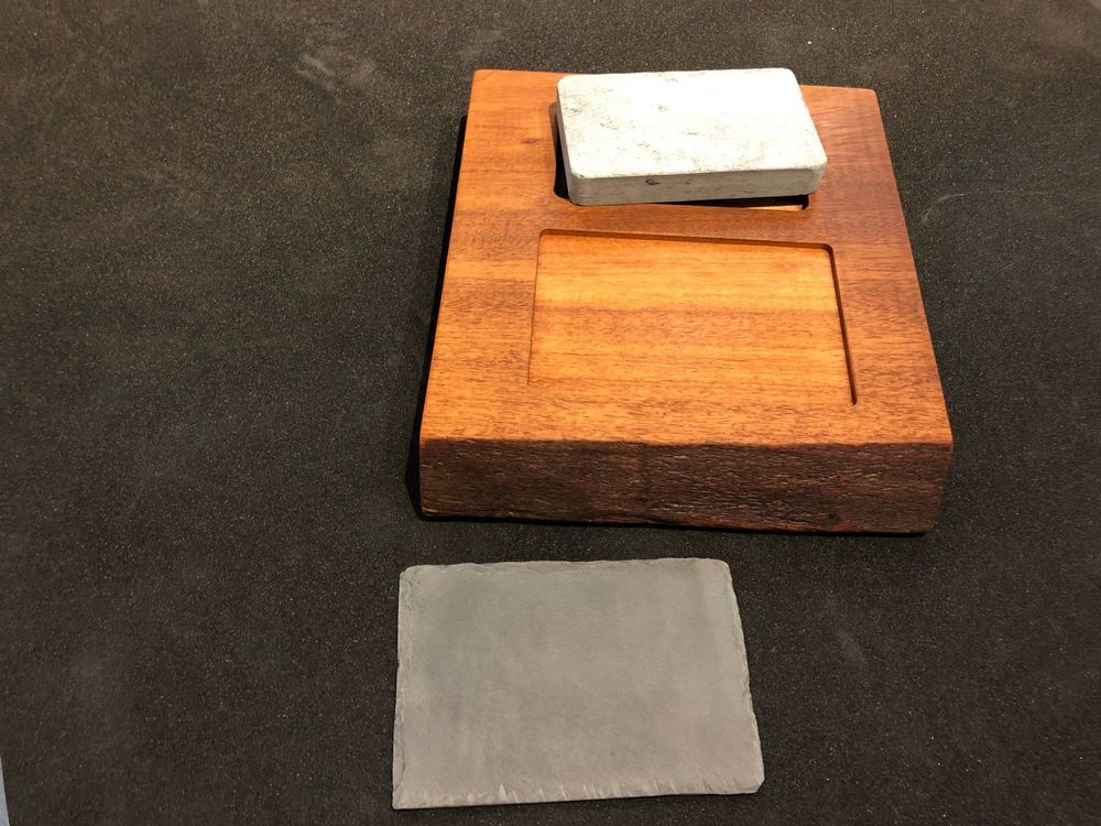 Heisser Stein Set (Neu und originalverpackt) in Eschenbach SG für CHF 159 – mit Lieferung auf ...