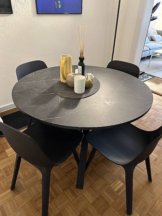 Table ronde et 4 chaises Ikea | Kaufen auf Ricardo