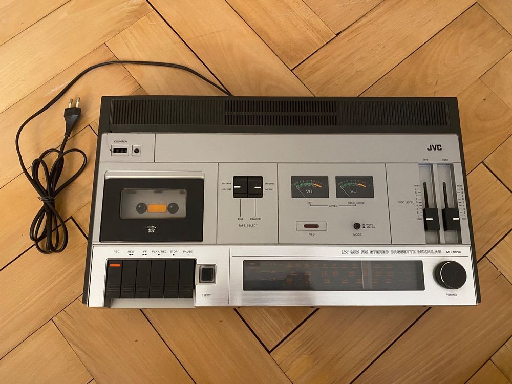 JVC FM-AM Stereo Cassette Modular MC - 1820L Ab 1. ChF | Acheter sur Ricardo