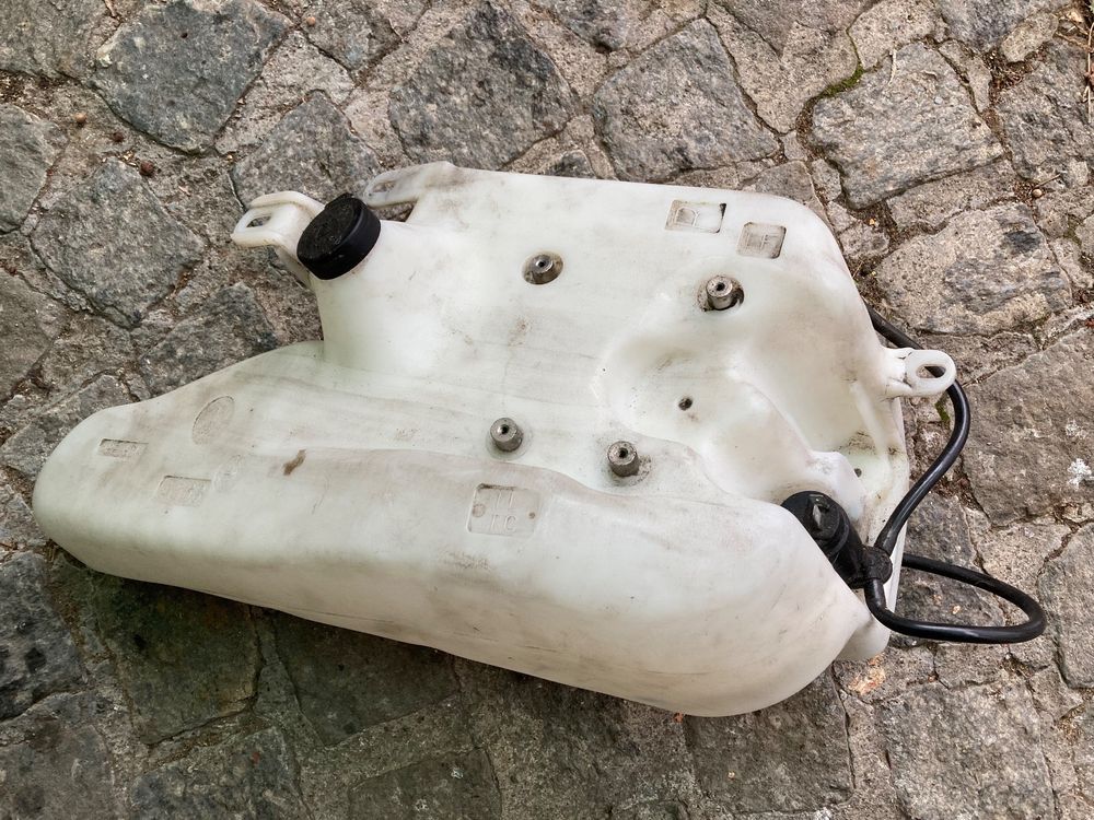 Fiat Coupe 20V Turbo Wassertank Windschutzscheibe | Kaufen auf Ricardo