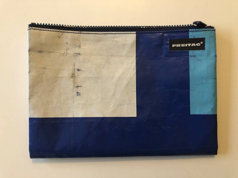 Freitag Chuck medium, la pochette piccoletta e lunghetta (Usato) a ...