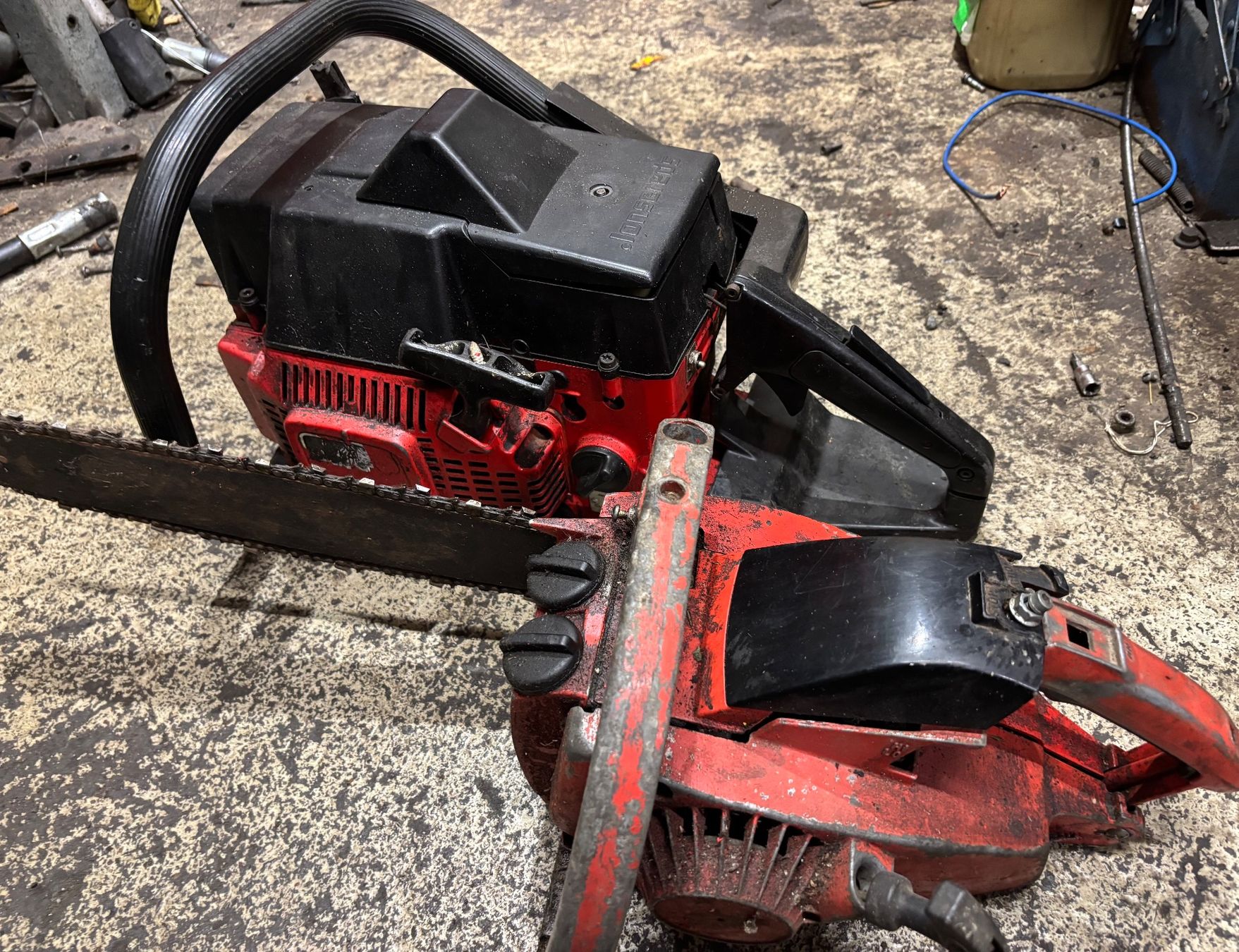 Motorsäge 2x Jonsered (Defekt) in Grono für CHF 65 – nur Abholung auf ...
