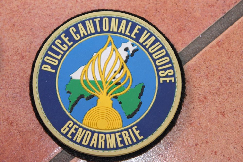 badge de la police cantonale vaudoise et de la gendarmerie (Neu (gemäss ...