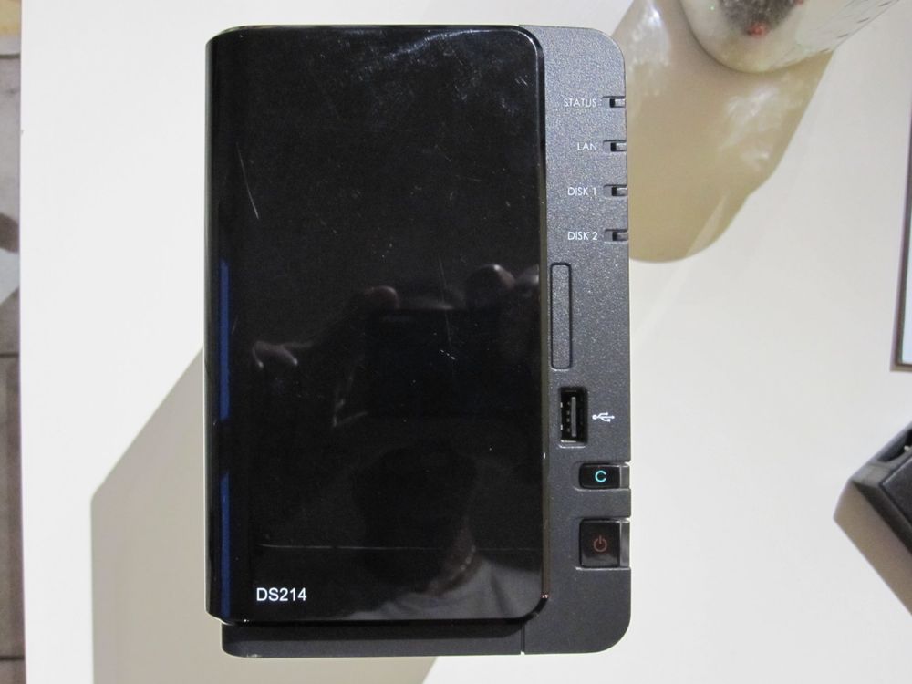 Synology DS214 / 2 x 3To WD Red (Gebraucht) in Monthey für CHF 130 – mit Lieferung auf Ricardo ...