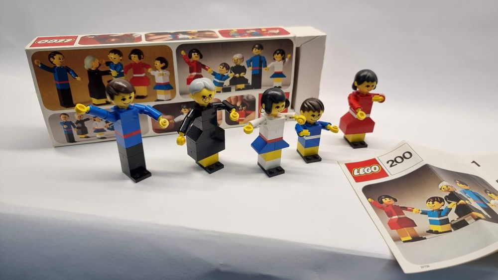 LEGO Vintage aus den 70er Jahren, 200 Familie (Gebraucht) in Boppelsen ...