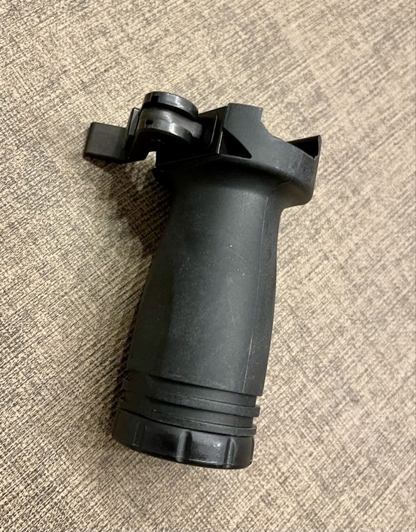 B&T black short Foregrip With waterproof Battery Compartment (Neu und ...