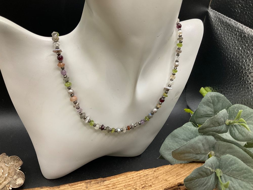 Collier leicht mit verschied. Edelsteinen | Kaufen auf Ricardo