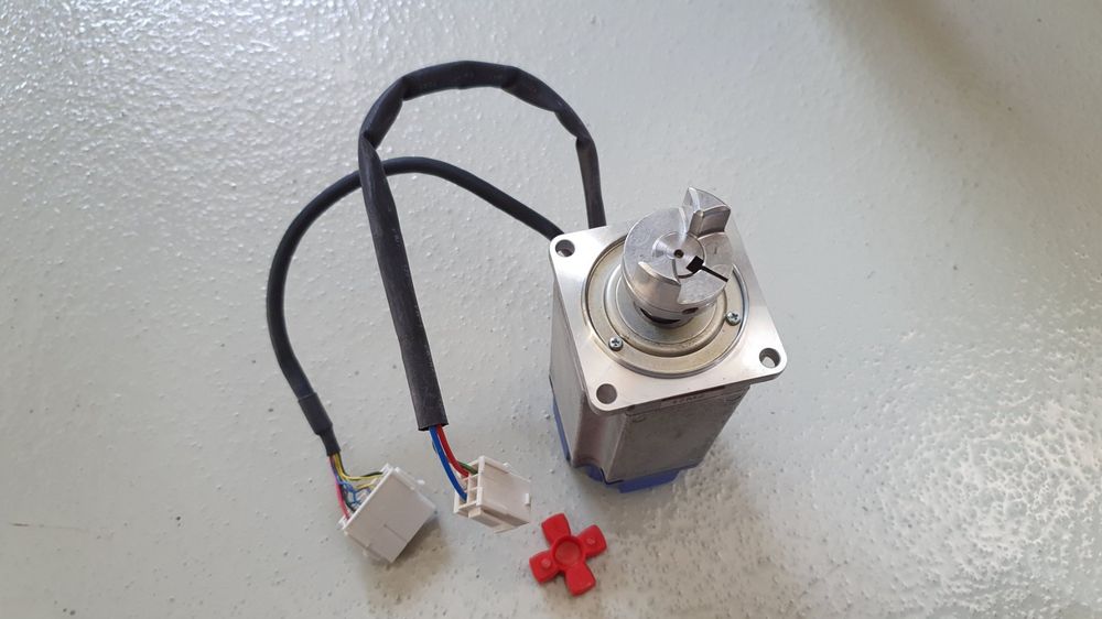 Omron Servomotor SJME-04AMB41-0Y 400W (Gebraucht) in für CHF 78 – mit ...