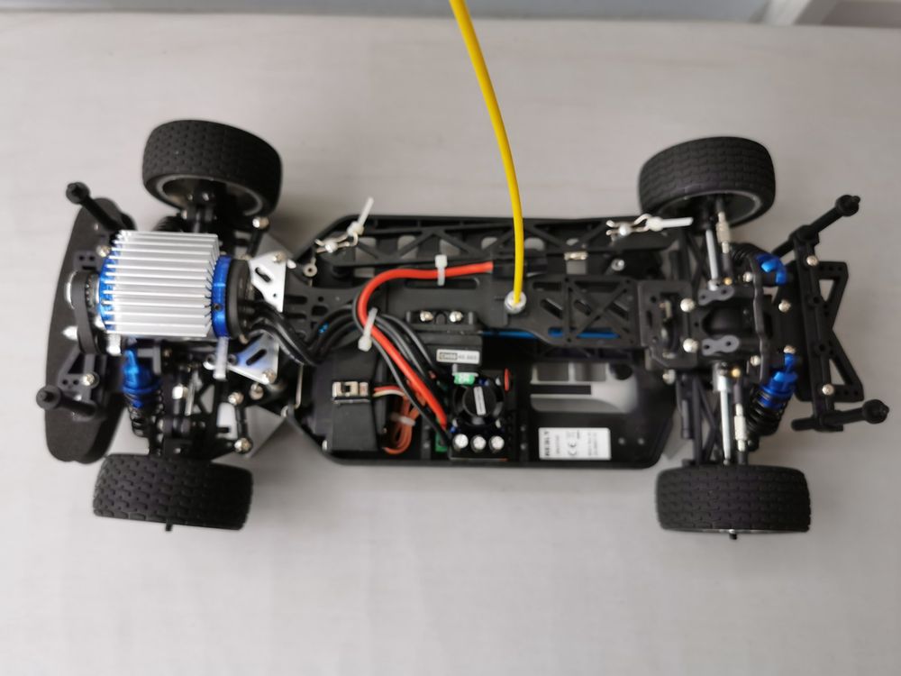 REELY 1:10 Mustang Brushless 4WD RTR 40MHz Neuwertig (Neu (gemäss ...