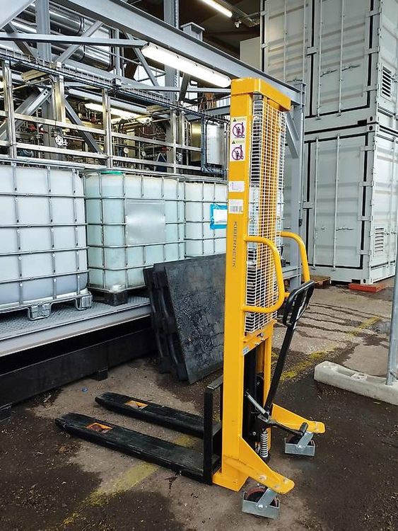 Chariot élévateur - hand hydraulik-Stapler Kibernetik (Gebraucht) in ...