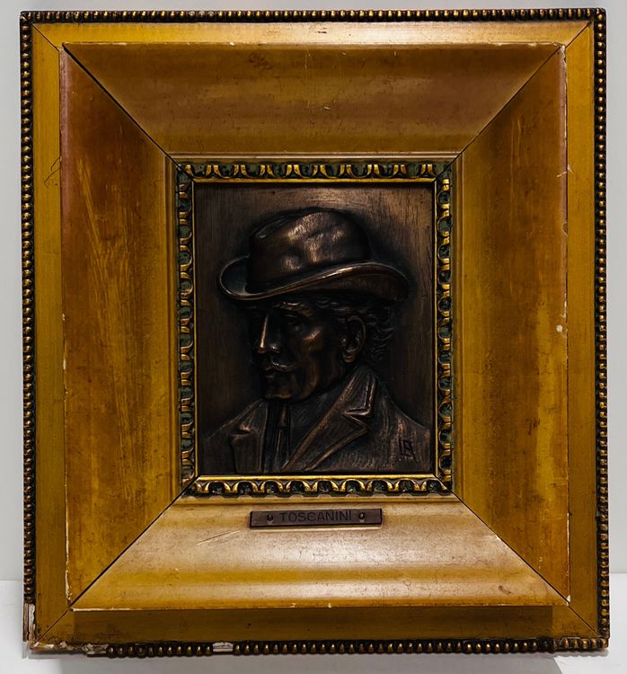 Zinkguss Relief Skulptur von Einer Mann monogrammiert (Gebraucht) in Root für CHF 10 – mit ...