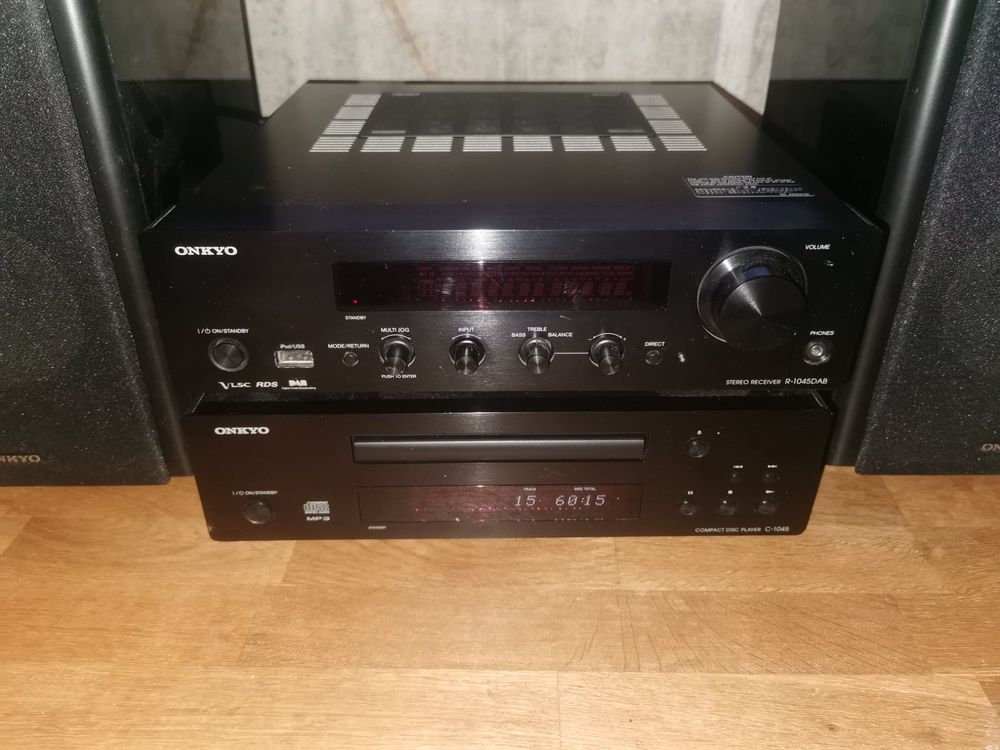 Onkyo Kompakt-Anlage (R-1045DAB + C-1045 + D-145) - defekt! (Defekt) in Wohlen AG für CHF 16 ...