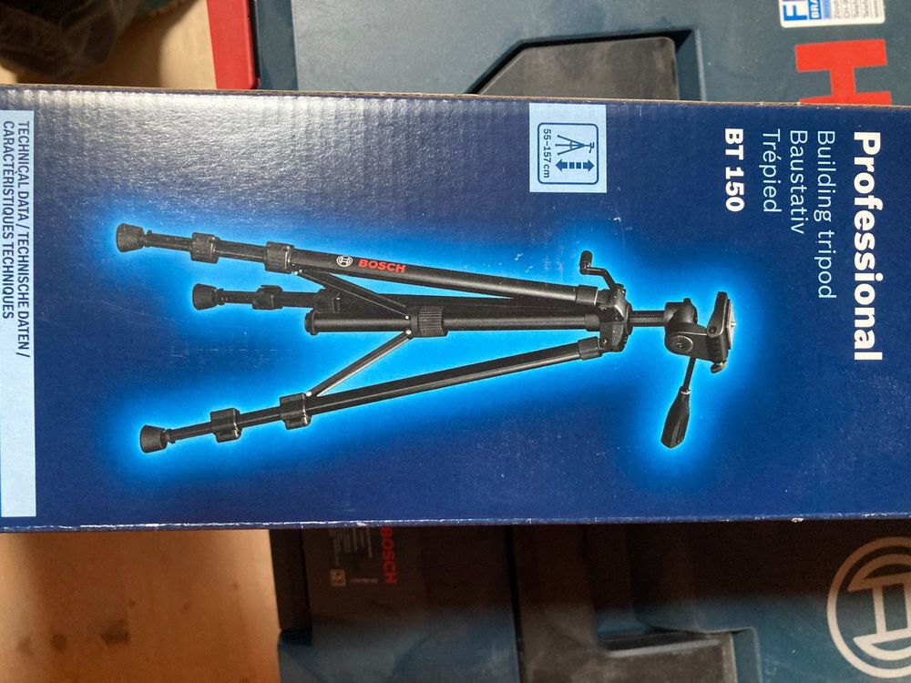 Bosch Stativ gem. Bilder, BT150 (Neu und originalverpackt) in Wagen für ...