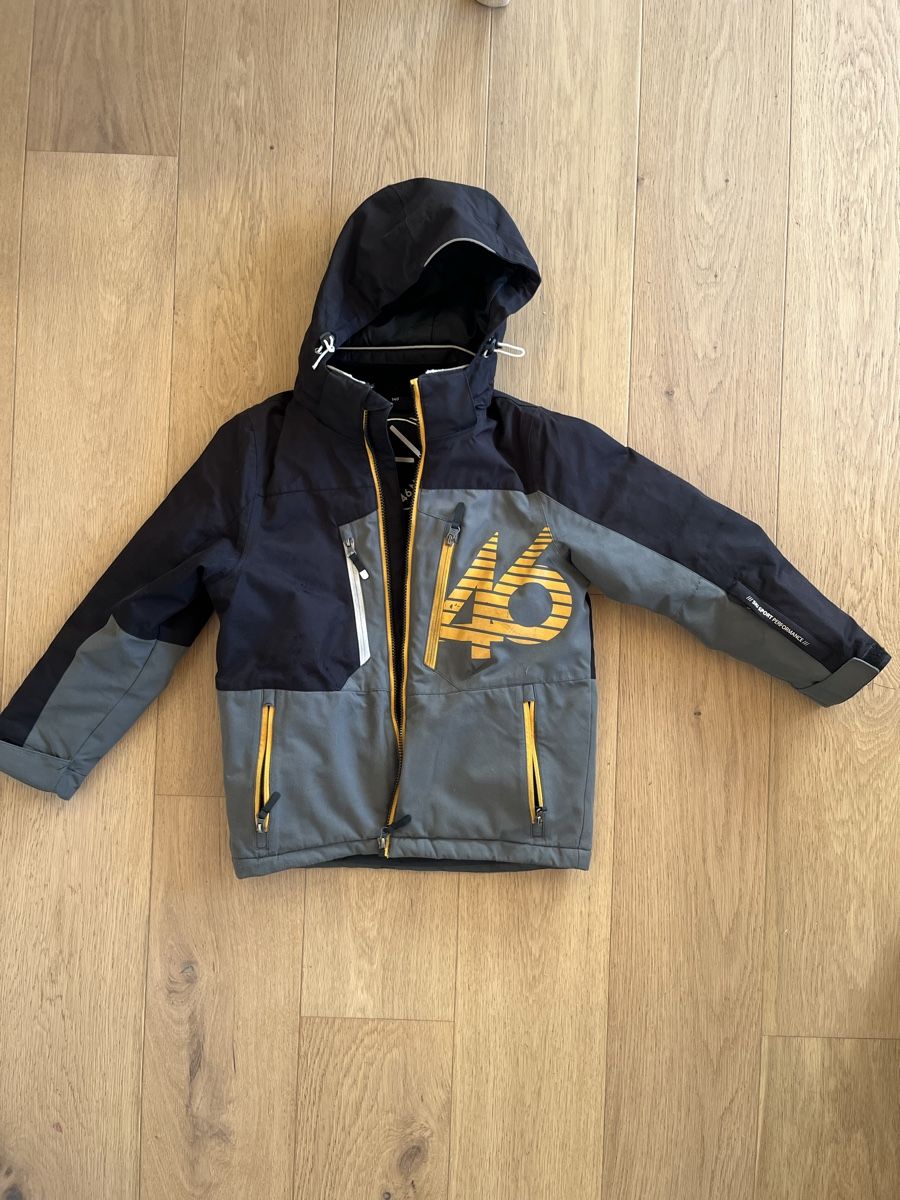 46 Nord Skijacke Gr. 140, gebraucht, für den Winter! (Gebraucht) in ...