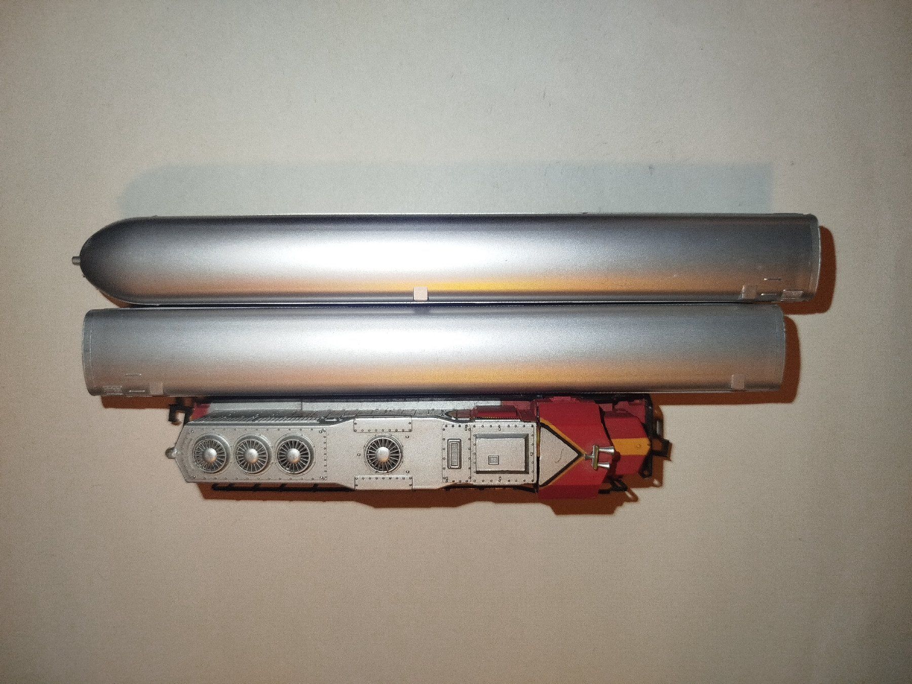 Modelleisenbahn Lokomotive und 2 Wagen Santa Fe, Spur N (Gebraucht) in ...