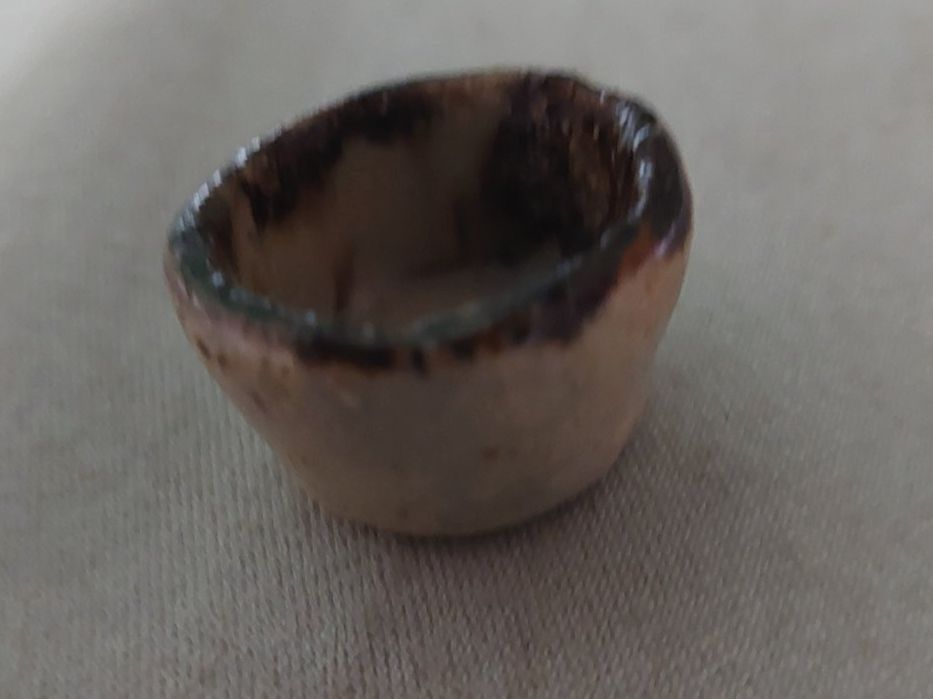 Kleine Tonschale, handgemacht, Unikat fürs Puppenhaus-Stube (Gebraucht) in Otelfingen für CHF 1 ...