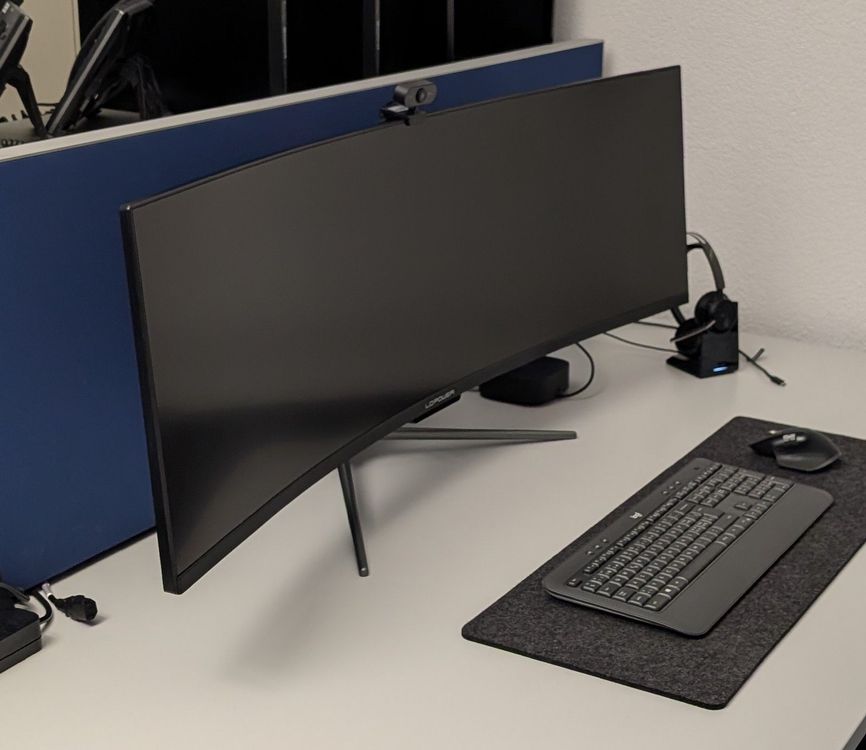 Monitor LC-Power Ultrawide 49 Zoll LC-M49-DQHD-120-C-Q | Kaufen auf Ricardo