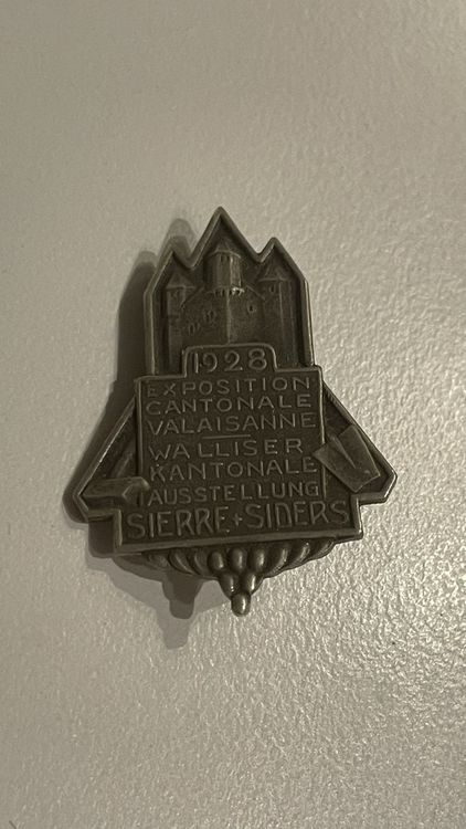 1928 Wallis Pin (Gebraucht) in Zürich für CHF 3 – mit Lieferung auf ...