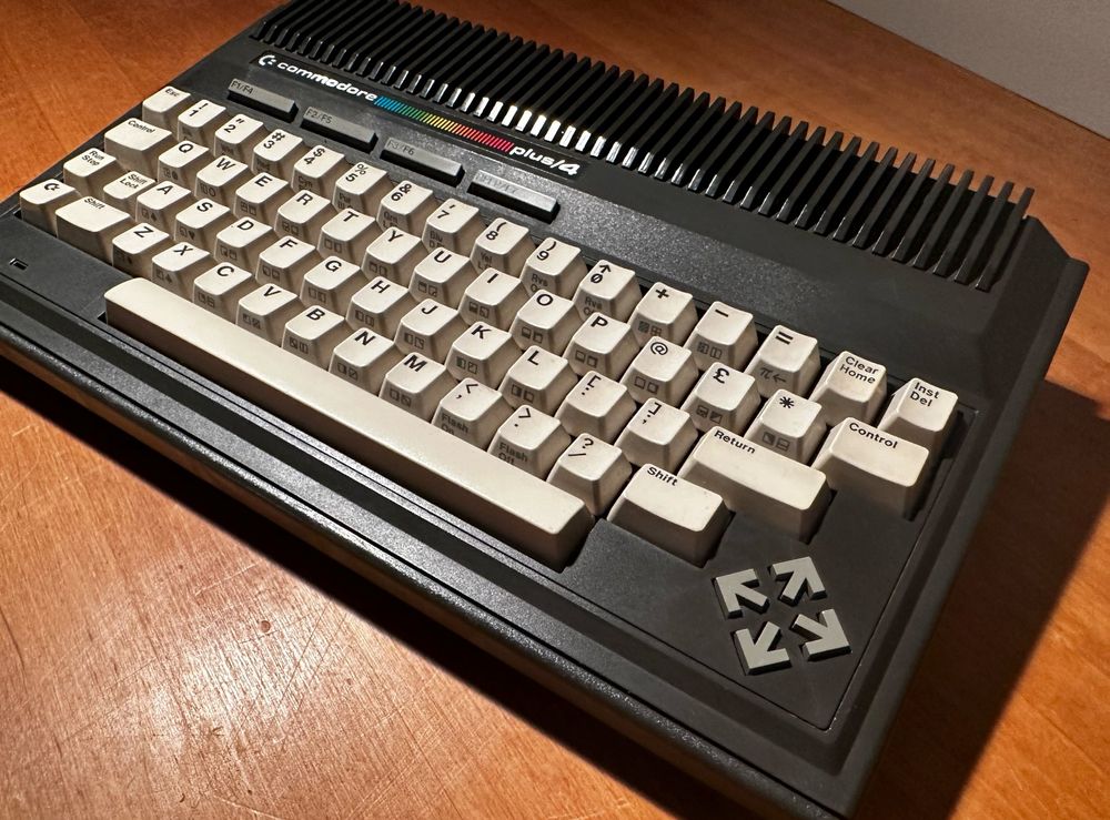 Commodore Plus/4 (Gebraucht) in Buchs ZH für CHF 146 – nur Abholung auf ...