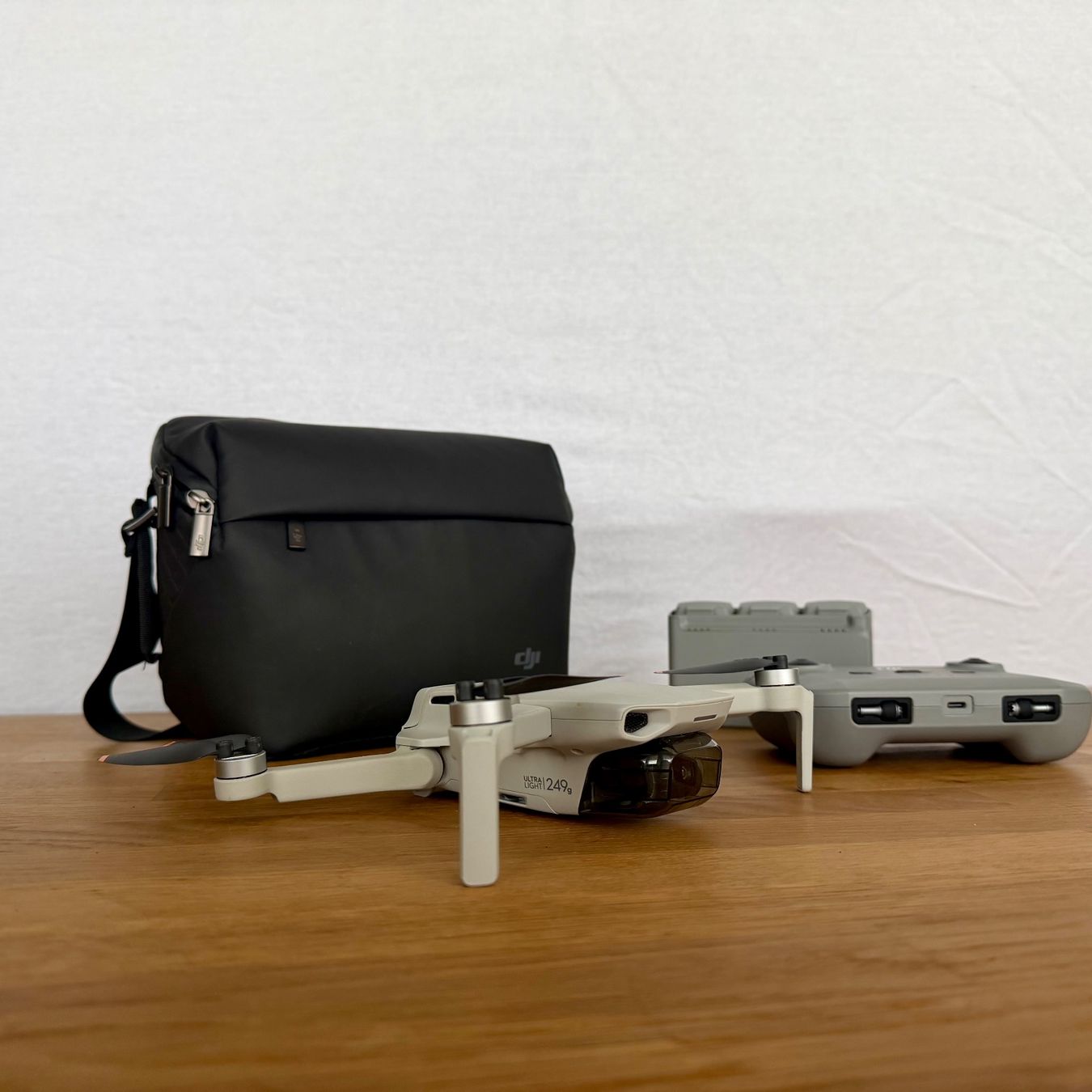 DJI Mini 2, Fly More Combo. Top Zustand. Voll funktionsfähig (Gebraucht ...