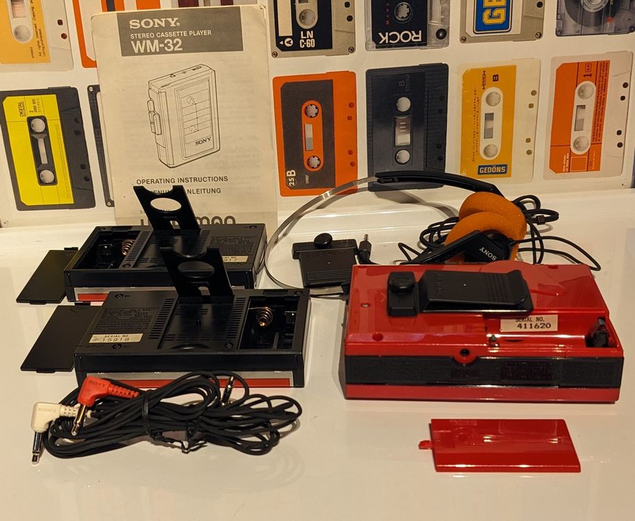 SONY WM-32 Walkman OVP & Aktivspeaker SRS-11 - Full Set ROT (Neu ...