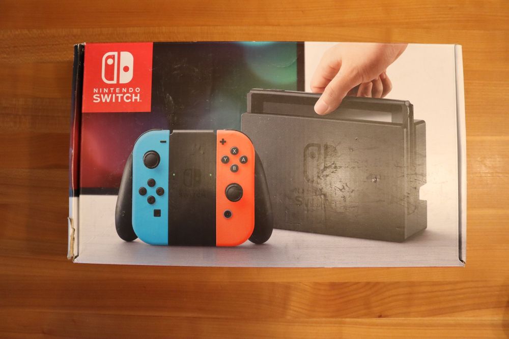Nintendo Switch in Original Verpackung | Kaufen auf Ricardo