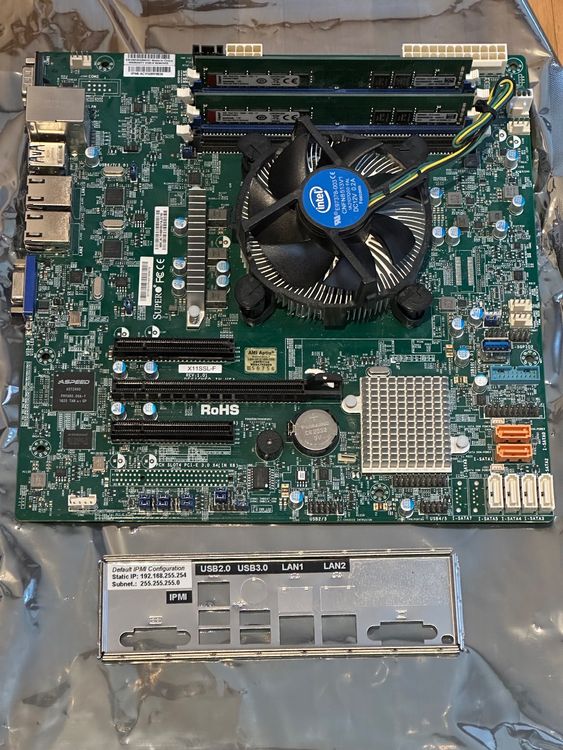 Server Set Supermicro X11SSL-F, Xeon E3-1230 V6, 8GB RAM (Gebraucht) in ...