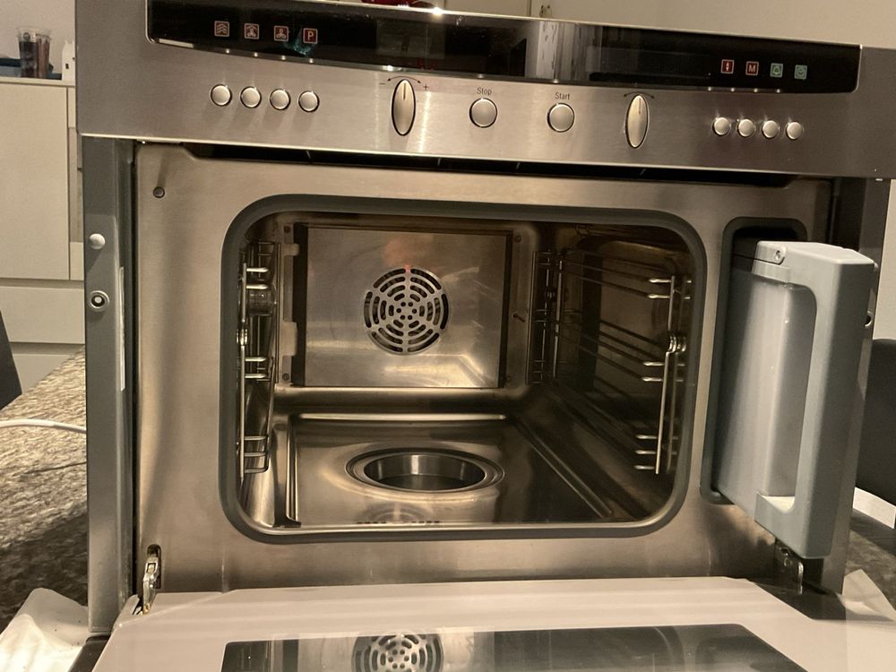Backofen mit Dampfgarer von Neff (Gebraucht) in Diessenhofen für CHF ...