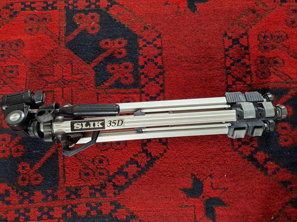 Kamera Stativ Slik 35D (Gebraucht) in Zwingen für CHF 10 – mit ...