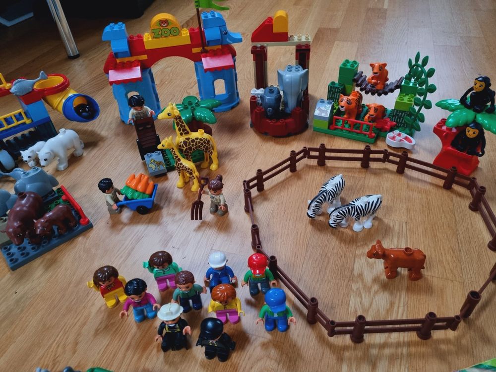 Grosser LEGO® DUPLO® Zoo mit Tieren (Gebraucht) in Uetikon am See für CHF 90 – mit Lieferung auf ...