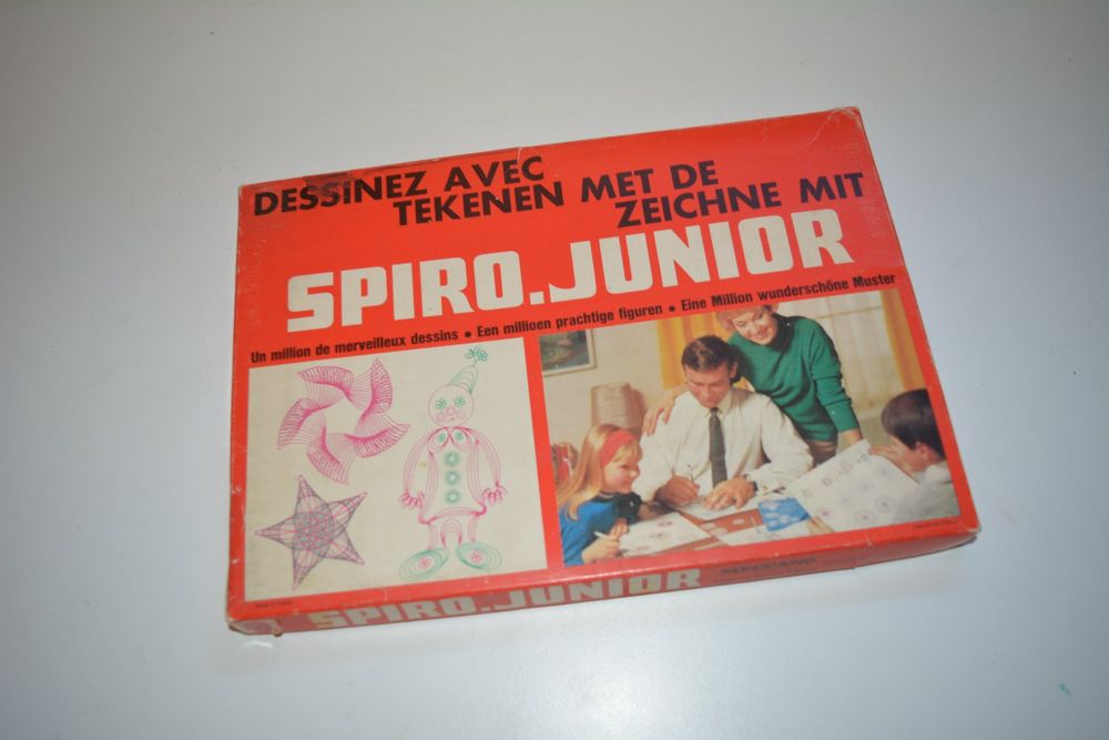 Spirograph Spiro Junior Basteln Zeichnen vintage Spiel (Gebraucht) in ...