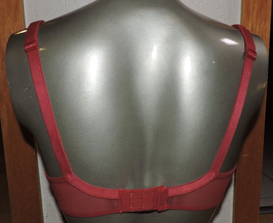 💗NEUF💗DIM Generous Soutien-Gorge T: 75B (Neuf avec emballage d'origine) à Sorvilier pour CHF 25 ...