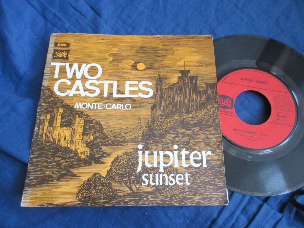 Jupiter Sunset : Two Castles (Gebraucht) in Colombier NE für CHF 4 – mit Lieferung auf Ricardo ...