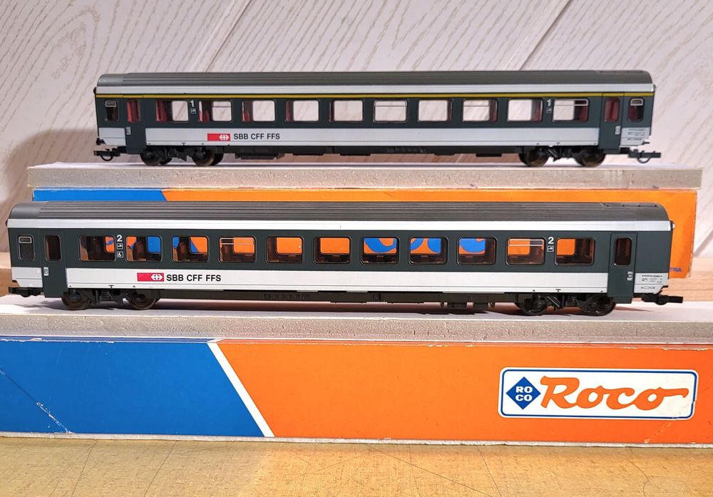 ROCO 44201B + 44472 - SBB - EW IV - 1. + 2.Klasse WAGEN (Gebraucht) in Biel/Bienne für CHF 24 ...