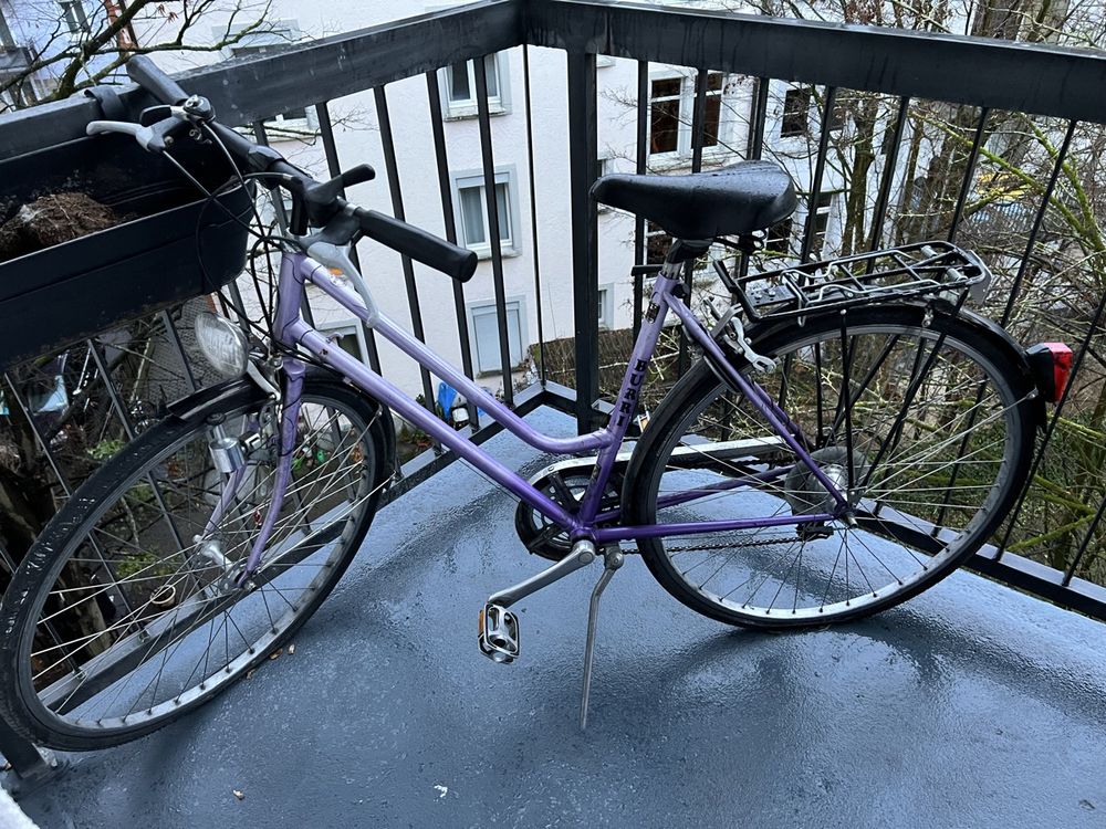 Purple city bike, needs repair!! | Kaufen auf Ricardo