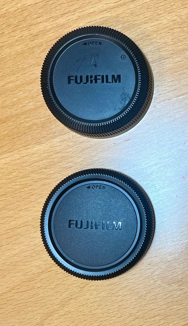 Fujifilm FX Mount Gehäuse und Objektiv Deckel (4 Stück) (Gebraucht) in ...