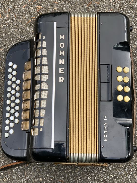 Vintage Akkordeon „HOHNER NORMA IV“ (Gebraucht) in Wangen b. Olten für ...