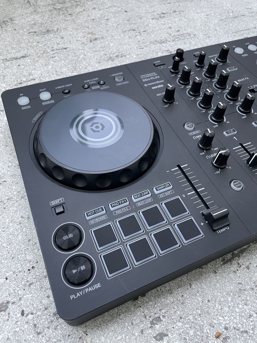 Pioneer DJ DDJ-FLX4 DJ-Controller - Neuwertig! Top Zustand! (Gebraucht ...