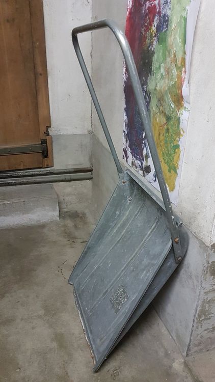 Schneehexe Schneeräumen (Gebraucht) in Neuenegg für CHF 1 – nur Abholung auf Ricardo kaufen