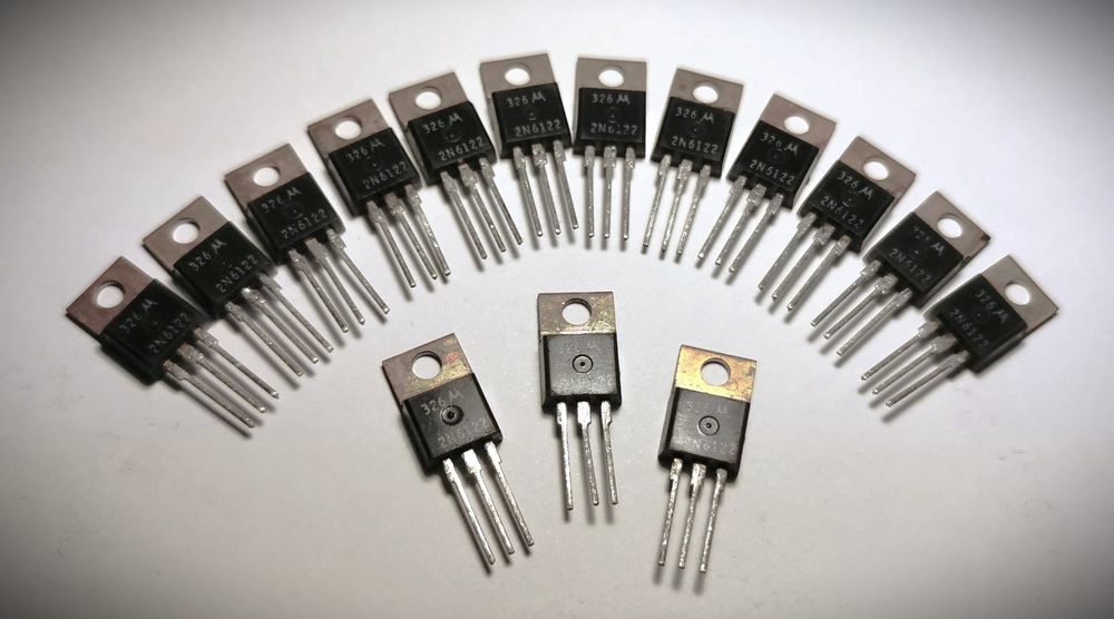 2N6122 NPN Transistoren Motorola 60V 4A - 10 Stück (Neu (gemäss ...