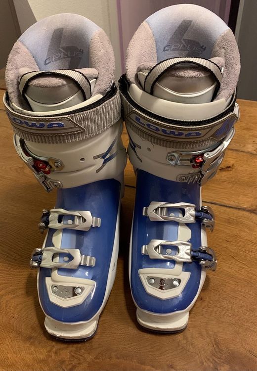 Skischuhe Damen Lowa Anatomic Fit (Gebraucht) in Halten für CHF 35 – mit Lieferung auf Ricardo ...