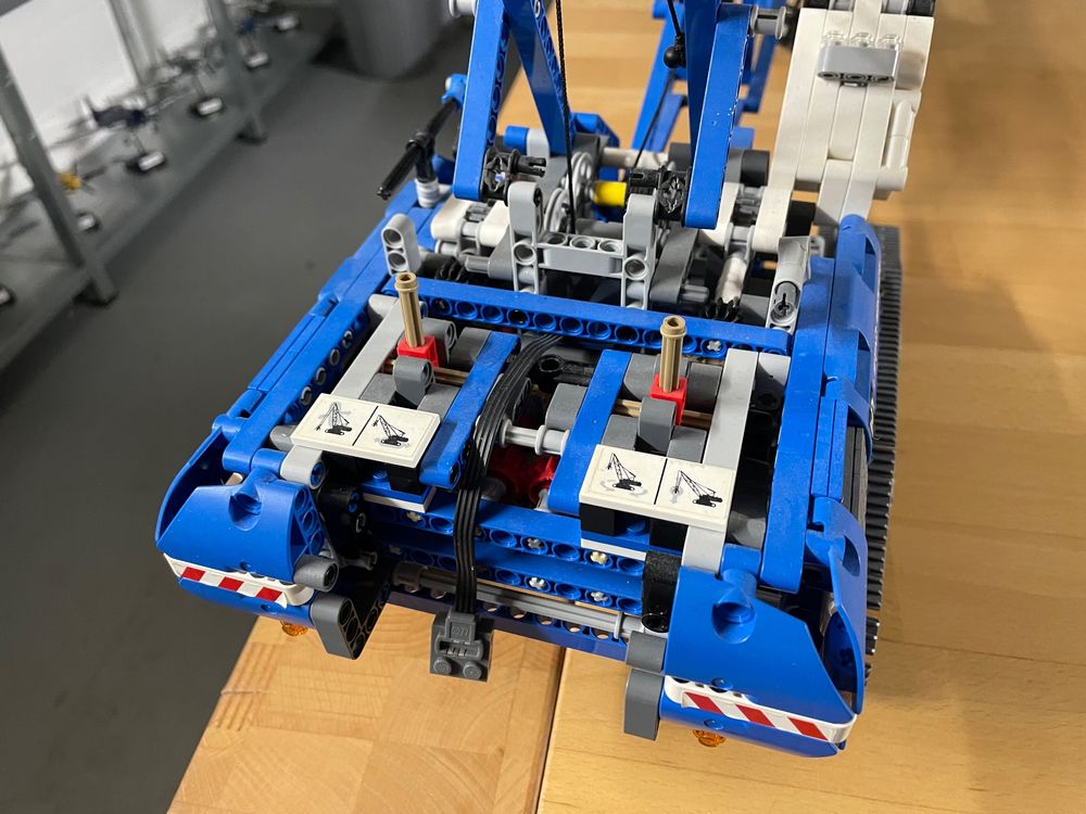 Lego Technic Kran 42042 Crawler Crane (Gebraucht) in Zuben für CHF 53 ...