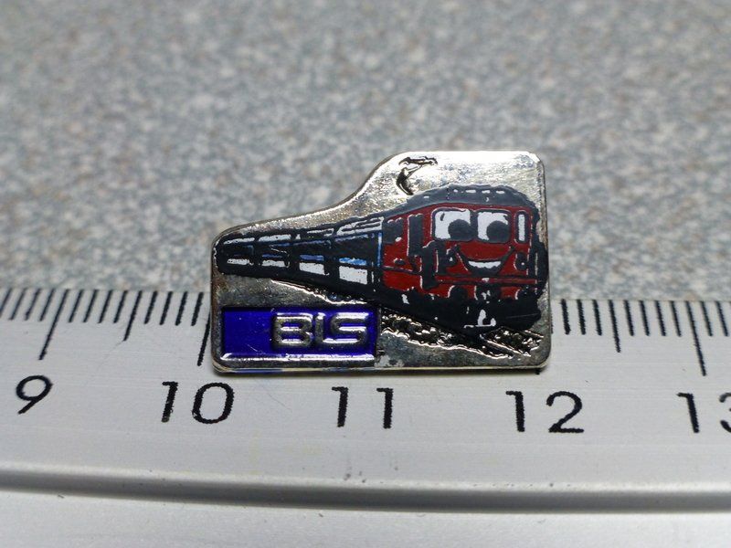 PIN PINS BAHN ZUG EISENBAHN SEILBAHN LOKOMOTIVE (Gebraucht) in Gränichen für CHF 3 – mit ...