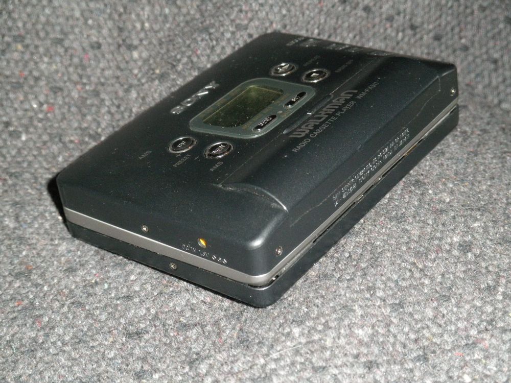 Sony Walkman Mega Bass WM-FX511 (Gebraucht) in für CHF 15 – nur ...