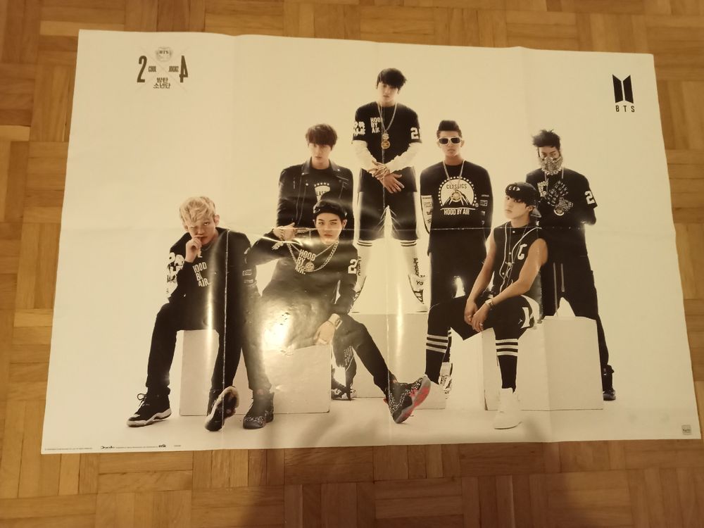 Poster BTS 1er album : 2 cool 4 skool (D'occasion) à Genève pour CHF 1 ...