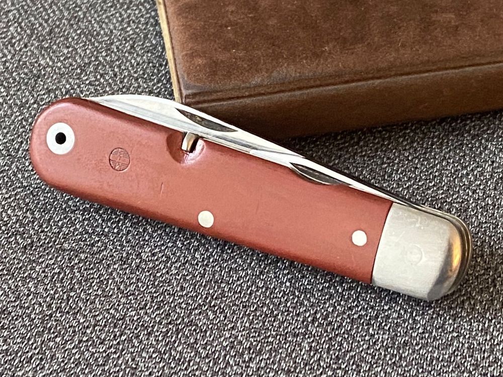 Schönes altes Sackmesser VICTORINOX mit Ahle FIBER RAR (Gebraucht) in ...